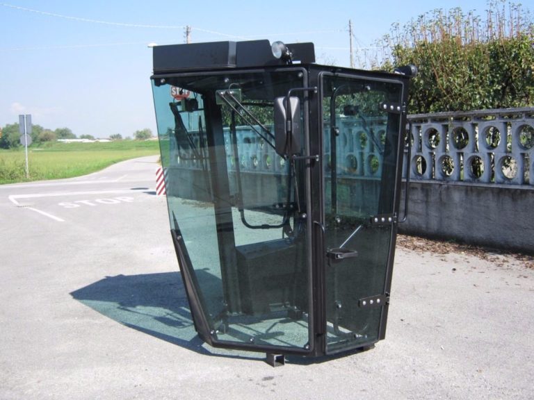 Production of operator cabins for cranes (tower, mobile, offshore)