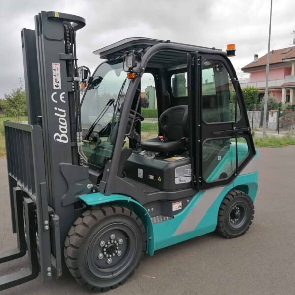 Cabins production for industrial vehicles, tractors and earthmoving